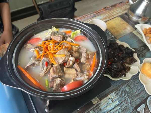 丽江腊排骨火锅怎么做_正宗腊排骨火锅做法-第2张图片-山城妙识 丽江腊排骨火锅怎么做_正宗腊排骨火锅做法-第2张图片-山城妙识