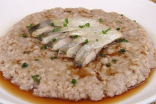 黄鱼鲞蒸肉饼怎么做_黄鱼鲞蒸肉饼的家常做法-第3张图片-山城妙识