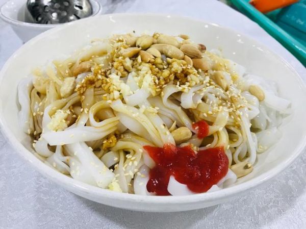 羊肉清汤火锅怎么做_羊肉清汤火锅用什么底料-第1张图片-山城妙识 羊肉清汤火锅怎么做_羊肉清汤火锅用什么底料-第1张图片-山城妙识