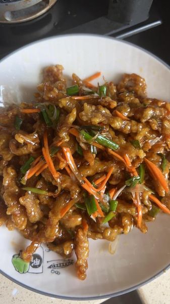 锅包肉用什么淀粉最好_玉米淀粉还是土豆淀粉-第1张图片-山城妙识 锅包肉用什么淀粉最好_玉米淀粉还是土豆淀粉-第1张图片-山城妙识