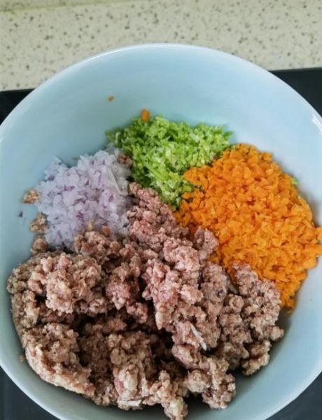 锅贴怎么煎才酥脆_锅贴馅料怎么调才好吃-第1张图片-山城妙识 锅贴怎么煎才酥脆_锅贴馅料怎么调才好吃-第1张图片-山城妙识