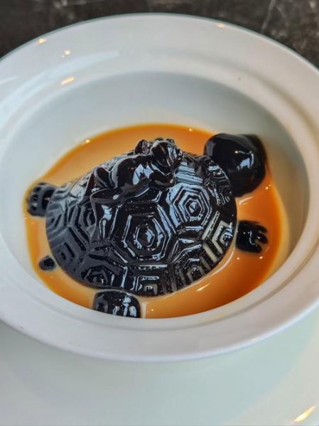 龟苓膏热量是多少_减肥能吃龟苓膏吗-第3张图片-山城妙识