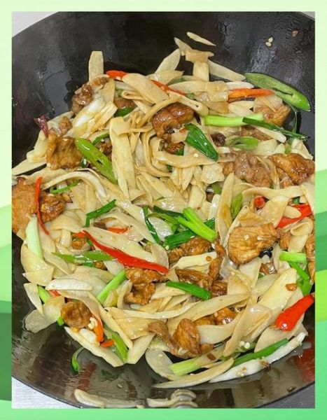 茭白炒肉片怎么做_茭白炒肉片先炒哪个-第1张图片-山城妙识