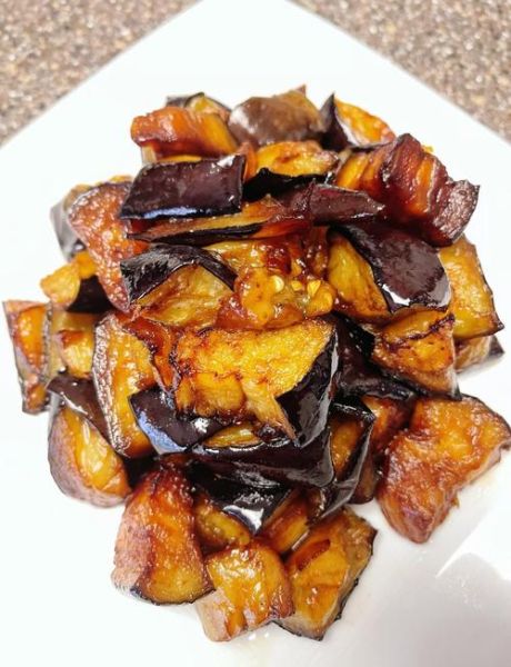 红烧茄子怎么做_正宗红烧茄子视频教程-第1张图片-山城妙识 红烧茄子怎么做_正宗红烧茄子视频教程-第1张图片-山城妙识