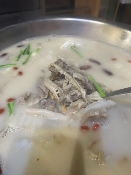 羊腿汤怎么炖不膻_羊腿汤做法大全-第2张图片-山城妙识 羊腿汤怎么炖不膻_羊腿汤做法大全-第2张图片-山城妙识