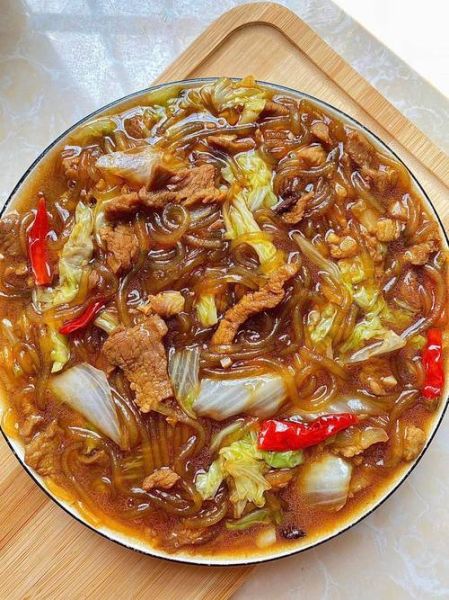 猪肉炖粉条怎么做_正宗东北家常做法-第3张图片-山城妙识