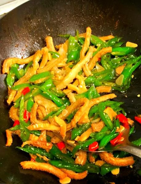 爆炒牛肚怎么炒才脆_爆炒牛肚去腥小窍门-第1张图片-山城妙识