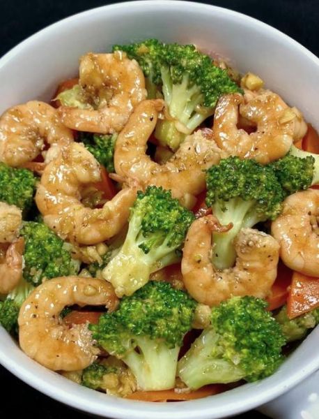 西兰花虾仁怎么做_西兰花炒虾仁焯水吗-第1张图片-山城妙识 西兰花虾仁怎么做_西兰花炒虾仁焯水吗-第1张图片-山城妙识