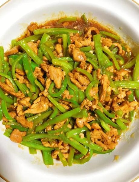 青椒肉丝怎么炒才嫩_肉丝不柴的秘诀-第1张图片-山城妙识 青椒肉丝怎么炒才嫩_肉丝不柴的秘诀-第1张图片-山城妙识
