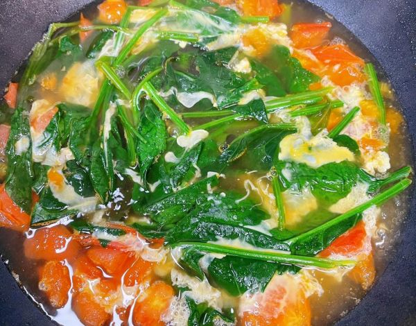 菠菜和西红柿能一起吃吗_菠菜西红柿同食禁忌-第3张图片-山城妙识