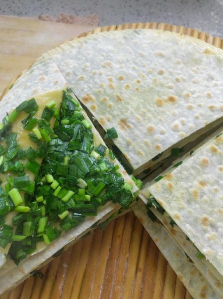 韭菜饼怎么和面才软_韭菜饼家常做法窍门-第1张图片-山城妙识