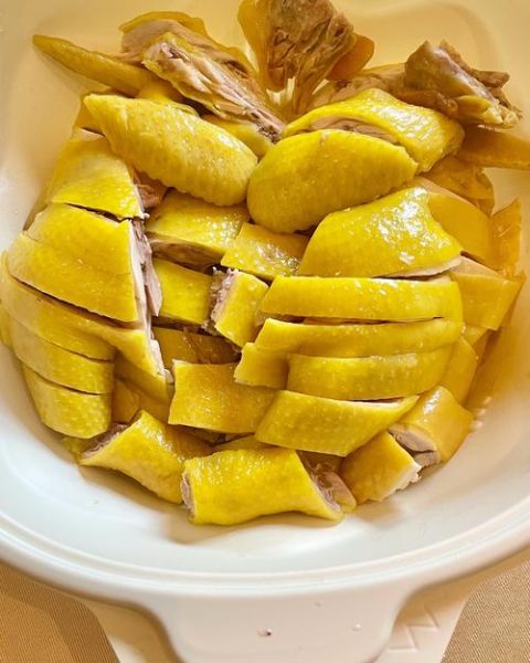 白斩鸡怎么烧才好吃_白斩鸡的正确做法-第1张图片-山城妙识