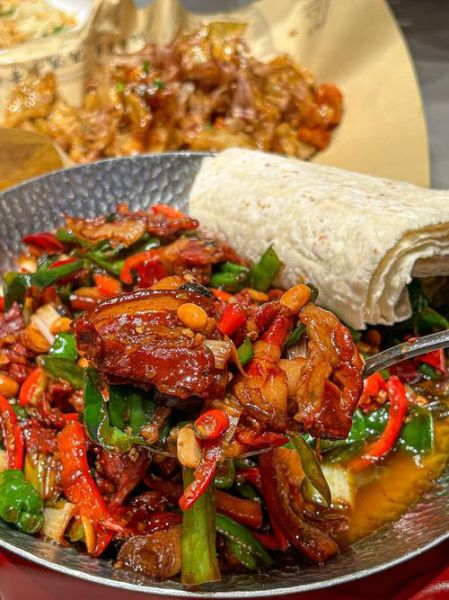 金瓜八宝饭怎么做_金瓜八宝饭蒸多久-第1张图片-山城妙识