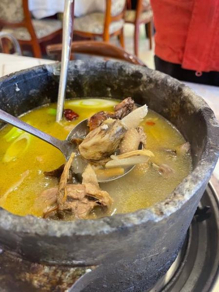 汤锅鸡四川的做法大全_汤锅鸡四川怎么做最正宗-第1张图片-山城妙识 汤锅鸡四川的做法大全_汤锅鸡四川怎么做最正宗-第1张图片-山城妙识