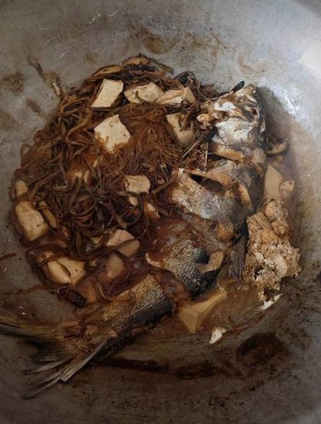 铁锅炖鱼酱料怎么做_铁锅炖鱼酱料配方-第2张图片-山城妙识 铁锅炖鱼酱料怎么做_铁锅炖鱼酱料配方-第2张图片-山城妙识