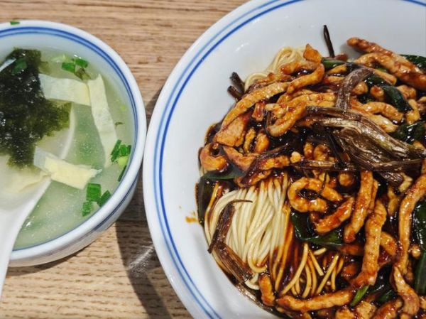 鱼丝面怎么做_鱼丝面热量高吗-第2张图片-山城妙识 鱼丝面怎么做_鱼丝面热量高吗-第2张图片-山城妙识