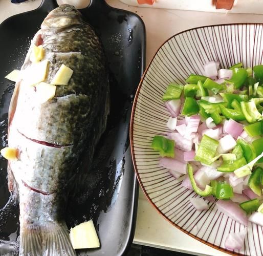 炸整条鱼怎么做不碎_炸整条鱼用什么油最好-第1张图片-山城妙识 炸整条鱼怎么做不碎_炸整条鱼用什么油最好-第1张图片-山城妙识