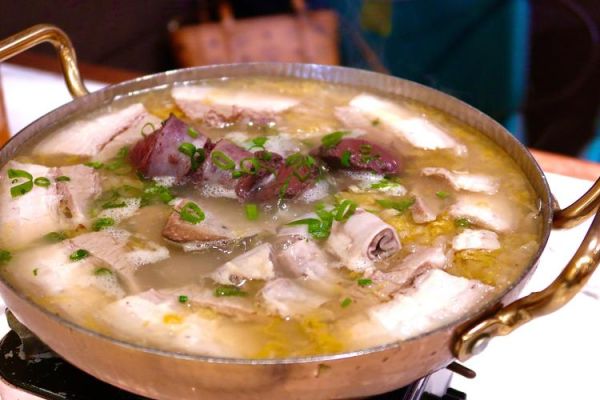 北方杀猪菜由来_为什么叫杀猪菜-第2张图片-山城妙识 北方杀猪菜由来_为什么叫杀猪菜-第2张图片-山城妙识