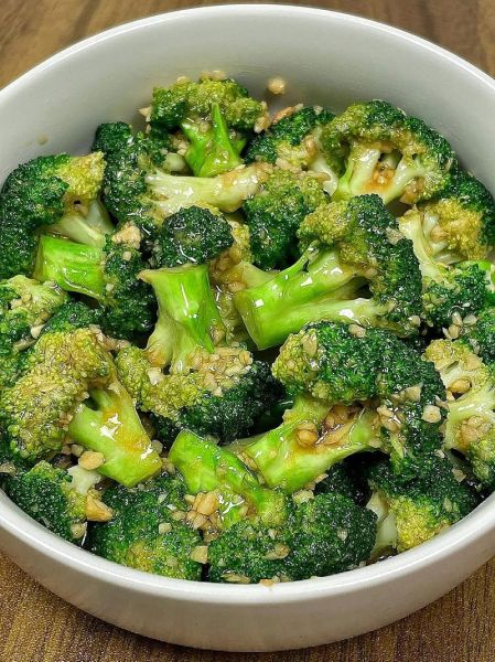 西兰花怎么做好吃_西兰花做法大全视频-第1张图片-山城妙识 西兰花怎么做好吃_西兰花做法大全视频-第1张图片-山城妙识