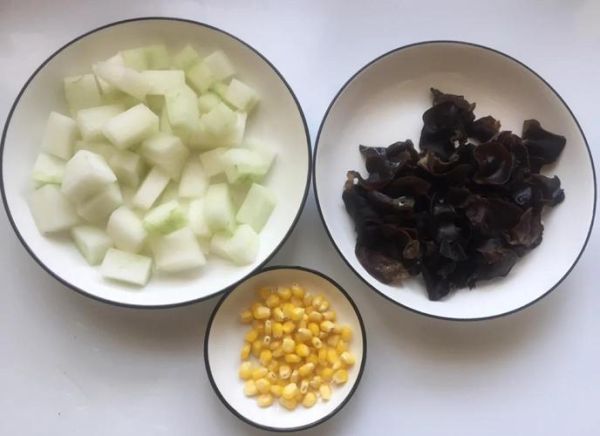 冬瓜木耳减肥汤怎么做_冬瓜木耳汤一周瘦几斤-第3张图片-山城妙识