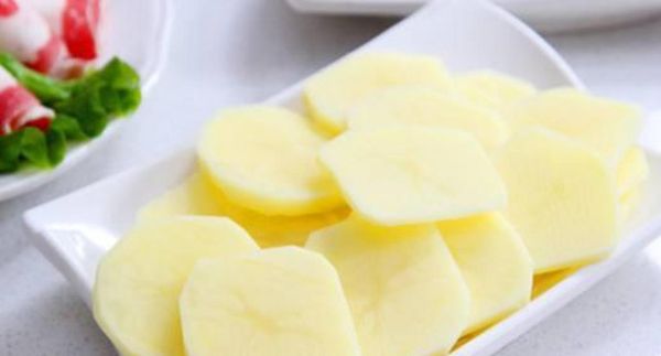 土豆片能去眼袋吗_土豆片去眼袋真的有效吗-第1张图片-山城妙识 土豆片能去眼袋吗_土豆片去眼袋真的有效吗-第1张图片-山城妙识