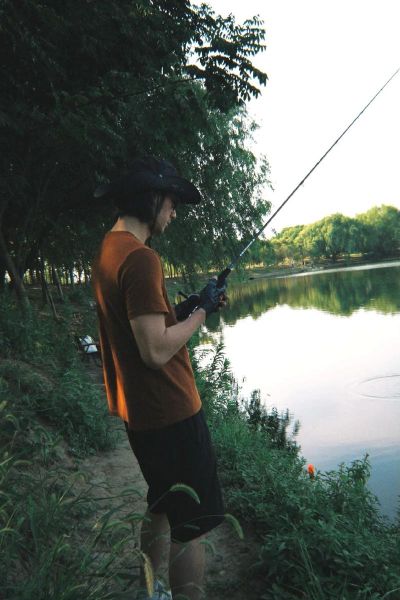 野钓视频怎么拍_野钓视频用什么设备-第1张图片-山城妙识