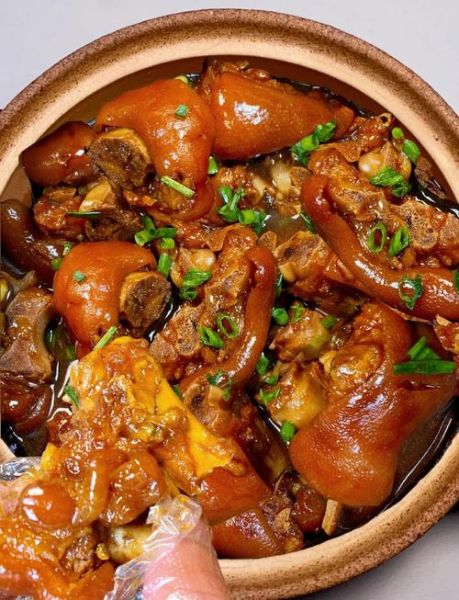 肘子怎么炖才软糯_家常肘子简单做法-第3张图片-山城妙识