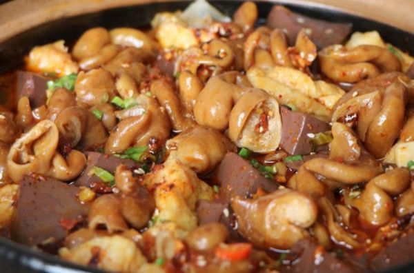 肥肠血旺怎么做好吃_肥肠血旺的做法窍门-第3张图片-山城妙识