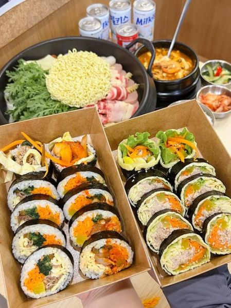 辣白菜紫菜包饭怎么做_辣白菜紫菜包饭好吃吗-第1张图片-山城妙识