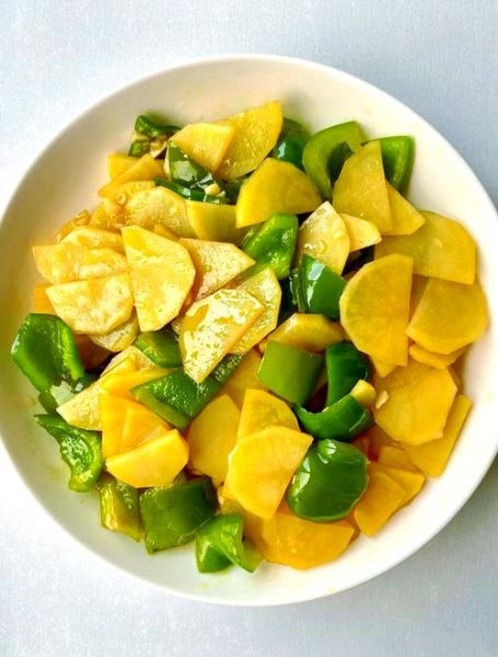 青椒土豆片怎么做_青椒土豆片家常做法-第1张图片-山城妙识 青椒土豆片怎么做_青椒土豆片家常做法-第1张图片-山城妙识