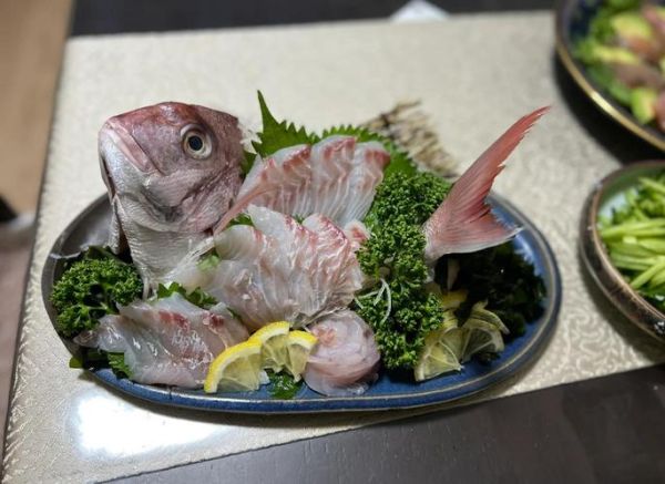 鲷鱼刺身怎么做_天刀鲷鱼刺身食谱-第1张图片-山城妙识 鲷鱼刺身怎么做_天刀鲷鱼刺身食谱-第1张图片-山城妙识