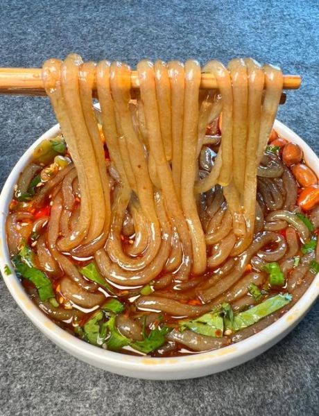 酸辣粉怎么做才正宗_酸辣粉视频教程哪里找-第1张图片-山城妙识 酸辣粉怎么做才正宗_酸辣粉视频教程哪里找-第1张图片-山城妙识