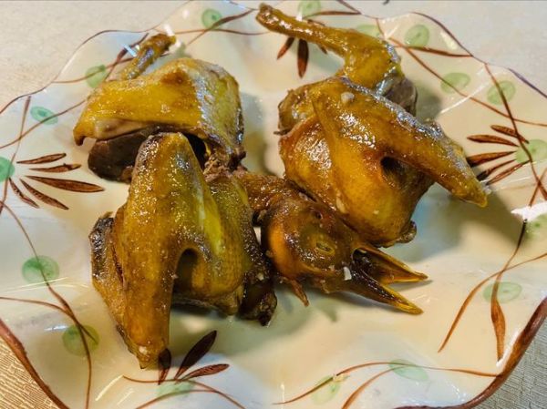 椒盐乳鸽怎么做_椒盐乳鸽的做法大全-第2张图片-山城妙识 椒盐乳鸽怎么做_椒盐乳鸽的做法大全-第2张图片-山城妙识