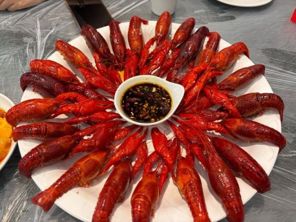 龙虾怎么蒸_蒸龙虾多长时间-第3张图片-山城妙识