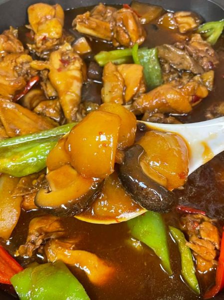 黄焖鸡用什么配料_正宗黄焖鸡秘方揭秘-第3张图片-山城妙识