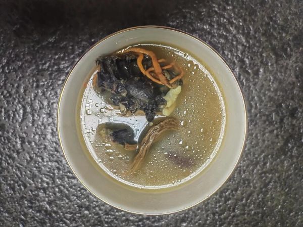 新鲜茶树菇鸡汤怎么炖好喝_茶树菇鸡汤炖多久才入味-第3张图片-山城妙识 新鲜茶树菇鸡汤怎么炖好喝_茶树菇鸡汤炖多久才入味-第3张图片-山城妙识