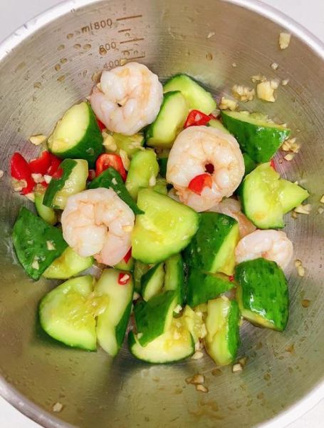黄瓜虾仁怎么做_黄瓜炒虾仁的家常做法-第2张图片-山城妙识