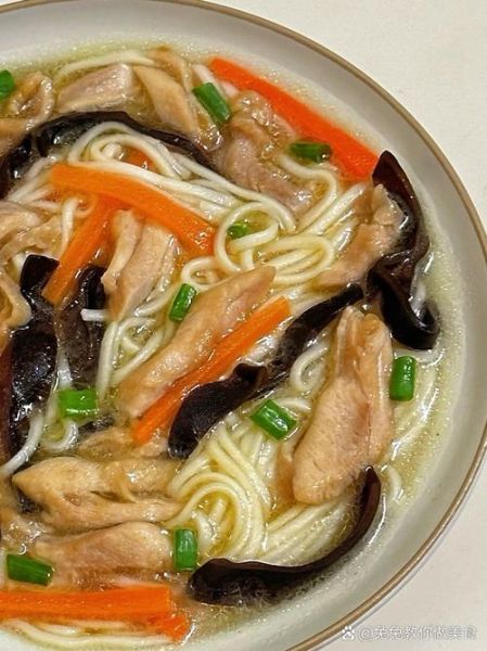 鸡丝汤面怎么做_鸡丝汤面需要哪些材料-第2张图片-山城妙识
