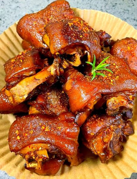 烤猪蹄怎么做_烤猪蹄的正宗做法-第1张图片-山城妙识 烤猪蹄怎么做_烤猪蹄的正宗做法-第1张图片-山城妙识