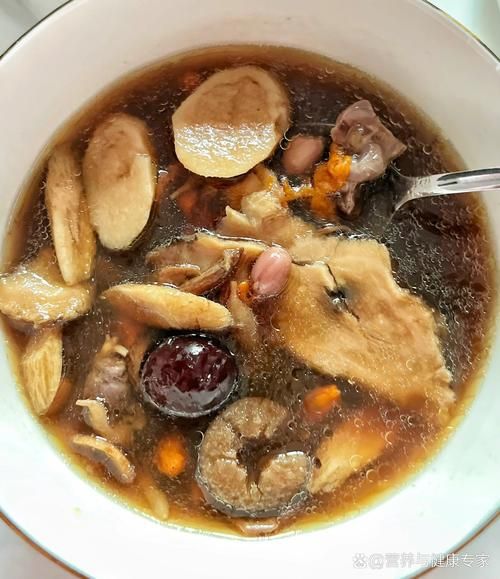 补血的汤水有哪些_贫血喝什么汤最快见效-第3张图片-山城妙识