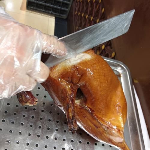 烤鸭的做法和配料_烤鸭怎么烤皮才脆-第3张图片-山城妙识