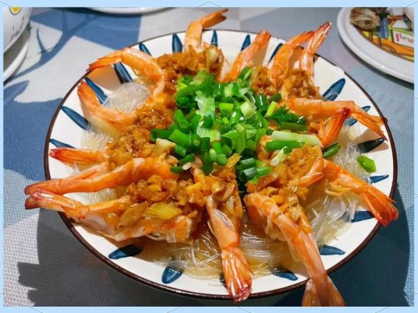 蒜蓉开背虾蒸粉丝怎么做_蒜蓉开背虾蒸粉丝蒸几分钟-第3张图片-山城妙识 蒜蓉开背虾蒸粉丝怎么做_蒜蓉开背虾蒸粉丝蒸几分钟-第3张图片-山城妙识