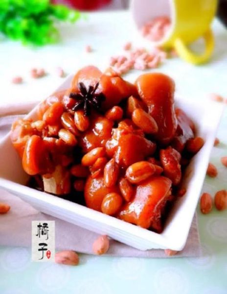 猪脚花生汤怎么做下奶_猪脚花生汤催乳效果好吗-第3张图片-山城妙识