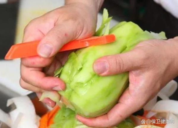 佛手瓜要不要剥皮_佛手瓜怎么去皮最简单-第1张图片-山城妙识 佛手瓜要不要剥皮_佛手瓜怎么去皮最简单-第1张图片-山城妙识