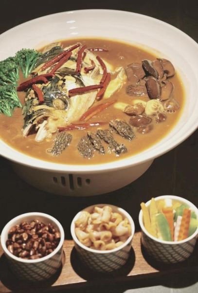 鱼头火锅配菜有哪些_鱼头火锅配菜推荐-第3张图片-山城妙识 鱼头火锅配菜有哪些_鱼头火锅配菜推荐-第3张图片-山城妙识