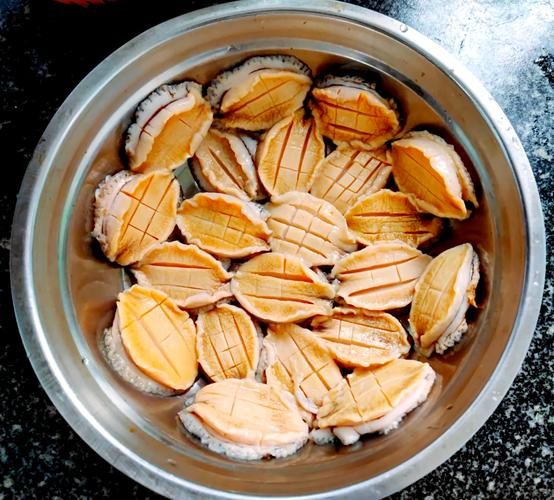 鲍鱼蒸多久才熟_鲍鱼蒸多长时间口感最好-第1张图片-山城妙识 鲍鱼蒸多久才熟_鲍鱼蒸多长时间口感最好-第1张图片-山城妙识