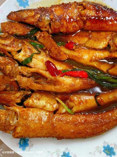 东北红烧沙丁鱼怎么做_沙丁鱼去腥技巧-第1张图片-山城妙识