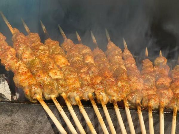 羊肉串怎么烤才软嫩_羊肉串软嫩秘诀-第3张图片-山城妙识 羊肉串怎么烤才软嫩_羊肉串软嫩秘诀-第3张图片-山城妙识