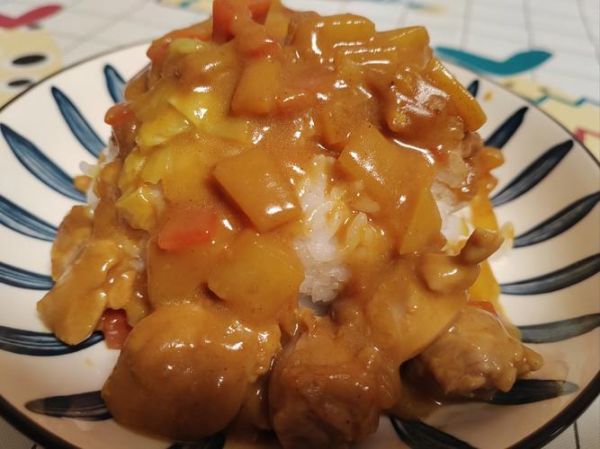 香酥咖喱鸡块怎么做_咖喱鸡块酥脆秘诀-第1张图片-山城妙识