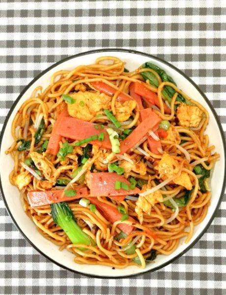 炒面怎么做才好吃_家常炒面视频教程-第1张图片-山城妙识